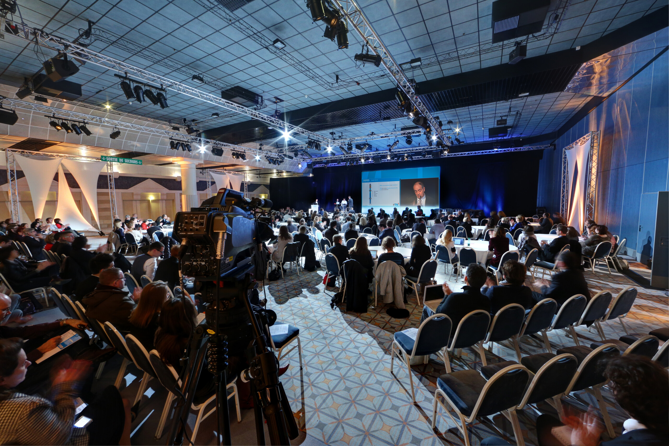 CID - Qu’est-ce qu’un colloque et quel est son but